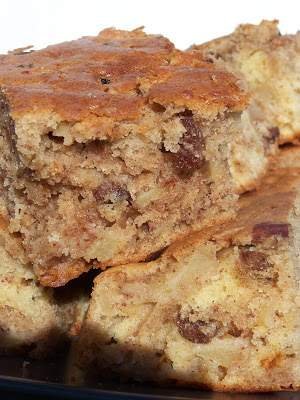 Moist apple cake - Best recipe for Moist Apple Cake - Desserts - Easy