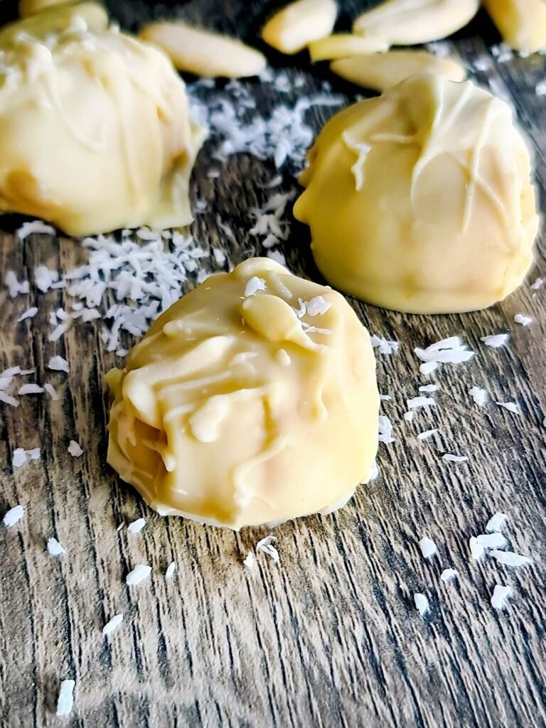 Coconut balls - Raffaello balls - Desserts