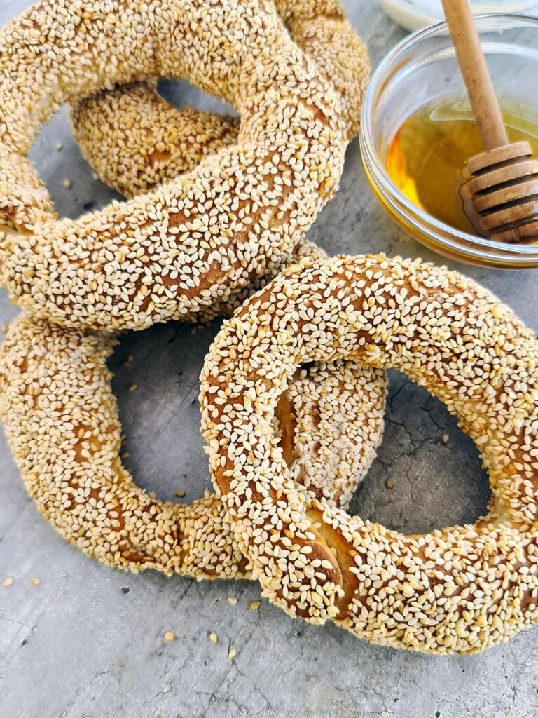 Koulouri Thessalonikis - The Greek Sesame Bagel - Bread